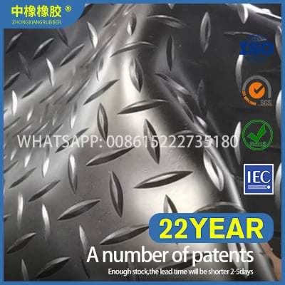 Rubber diamond plate black garage flooring 1.5g/cm³