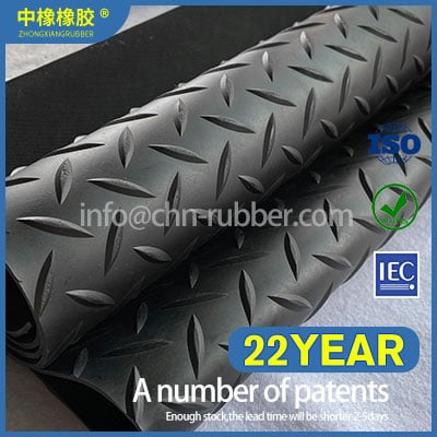Rubber tread plate 1.5g/cm³ flooring mats - Antislip rubber sheets ...