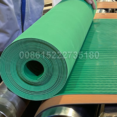 3mm 1.5g/cm³ Corrugated rubber matting roll manufacturer